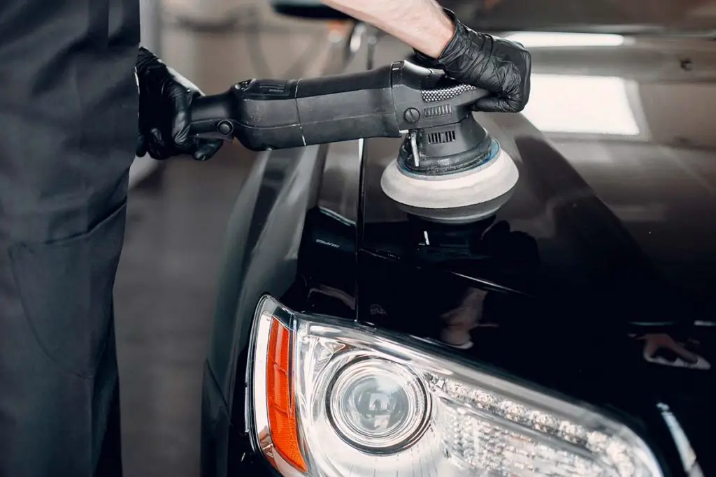 Polissage de voiture : Explications et guide pratique - Conseils d'experts