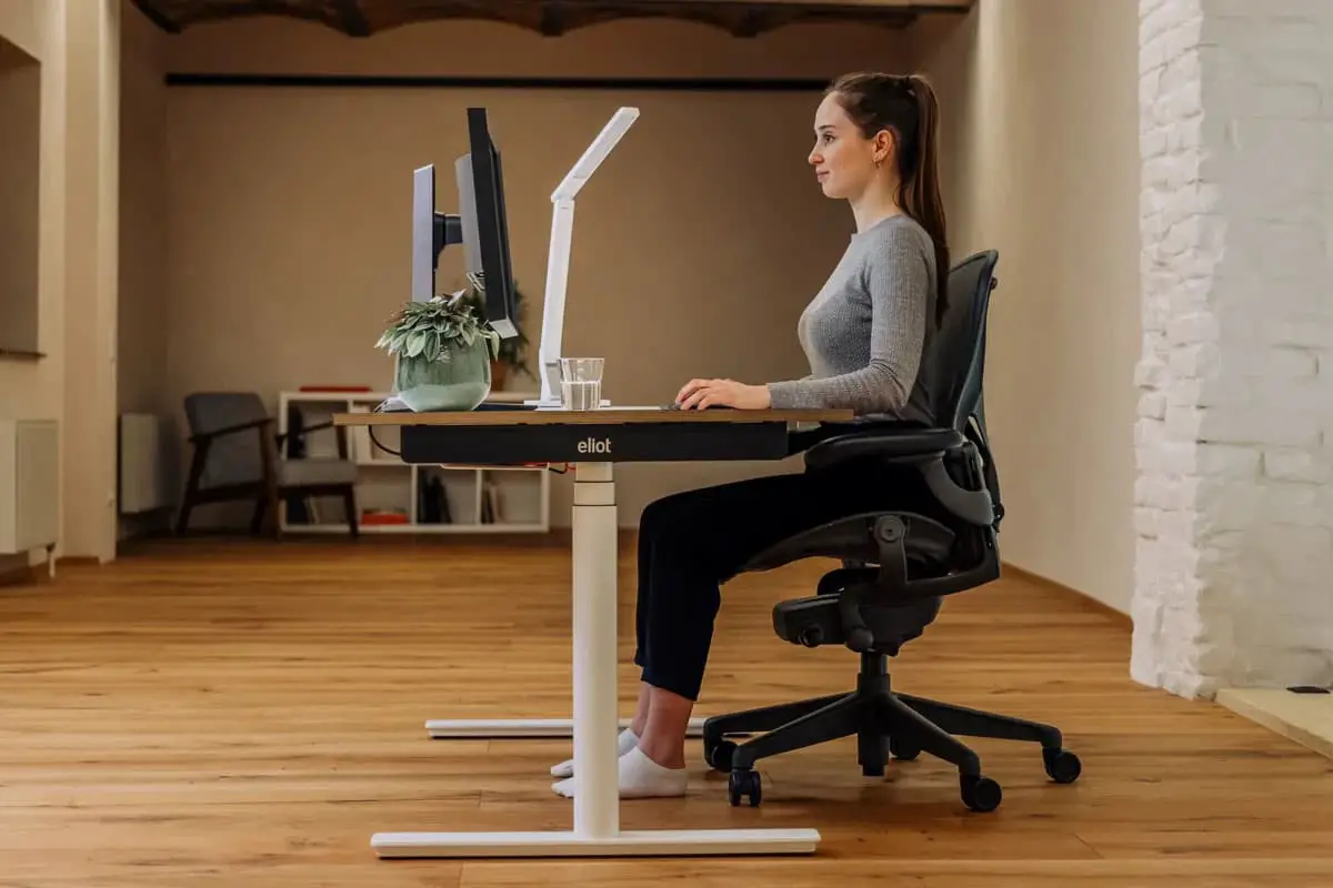 Guide complet pour aménager un bureau à domicile ergonomique